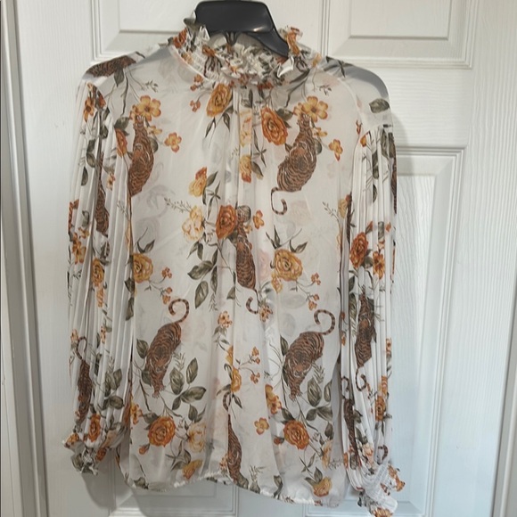 Soho | Tops | Soho Ruffled Puff Sleeve Blouse In Brown And Orange ...